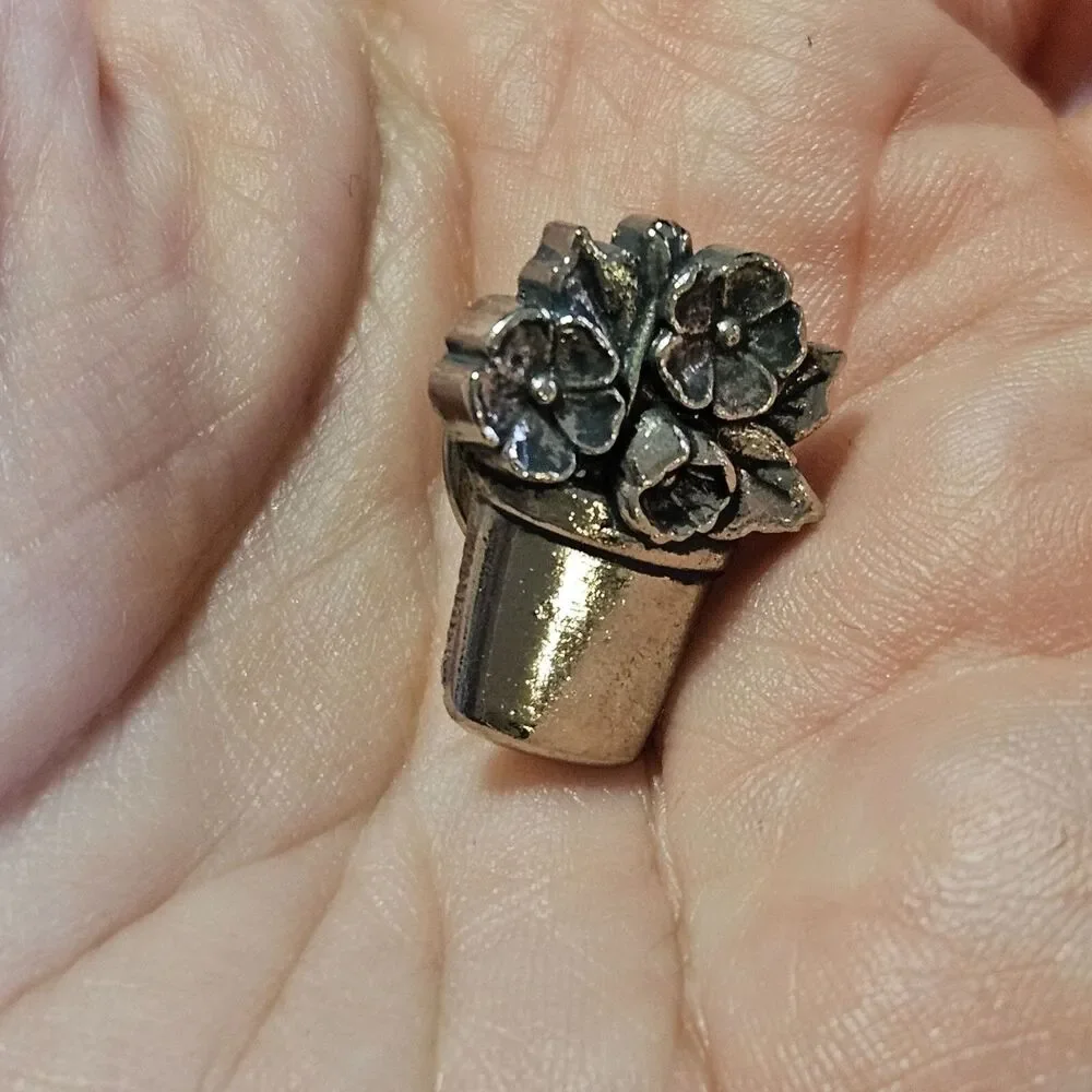 Unbranded | Jewelry | Vintage Silver Tone Dainty Flowers In A Pot Pin ...